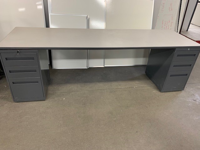 Desks: Affordable Office Desks | The Bargain Bureau