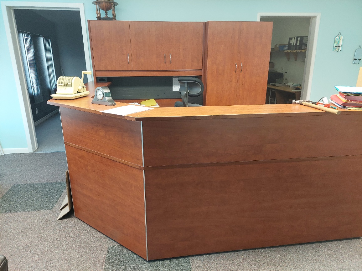 Desks: Affordable Office Desks | The Bargain Bureau