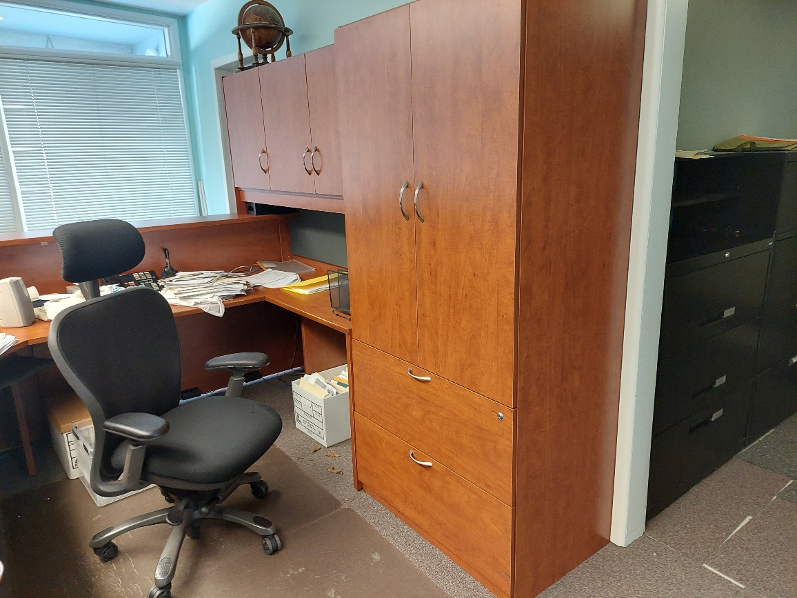 Desks: Affordable Office Desks | The Bargain Bureau