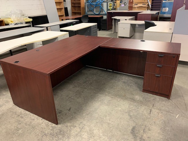 Desks: Affordable Office Desks | The Bargain Bureau