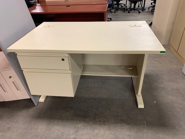 Desks: Affordable Office Desks | The Bargain Bureau