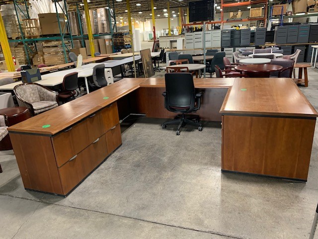 Desks: Affordable Office Desks | The Bargain Bureau