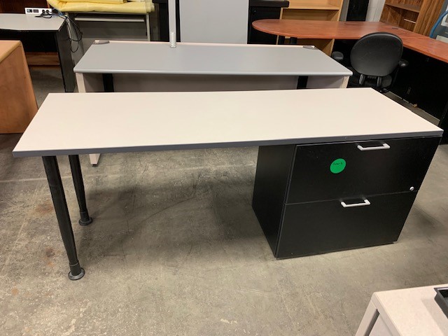 Desks: Affordable Office Desks | The Bargain Bureau